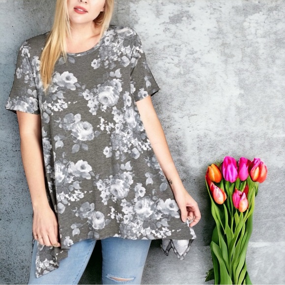 Everlily Rain | Tops | Vintage Wash Gray Floral Floral Tunic | Poshmark